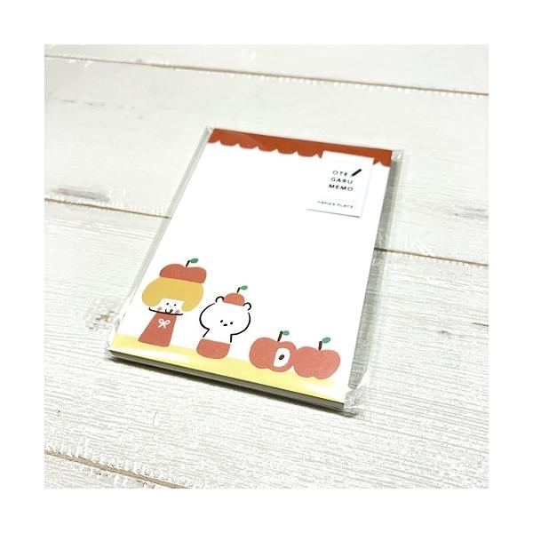 人気イラストレーター＆消しゴムはんこ作家mizutamaさんデザイン。かわいいフルーツシリーズのメモ帳です。総柄のデザインは裏にメッセージを書いたり、切って手帳デコにも使って頂けます。●サイズ：横75×105mm●内容：5柄各10枚、計50枚入