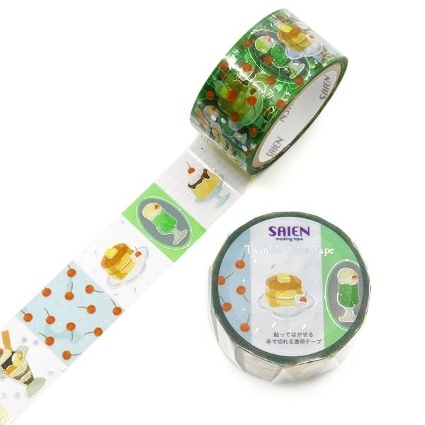 クリア素材ならではの透け感とホログラム箔を使用した豪華な透明マスキングテープです。今回はおかしなスイーツがテーマ!手で簡単に切れて手帳やガラスなどの様々なデコレーションにオススメです♪●サイズ:幅20mm×3m巻●生産国:日本●素材:PET・箔