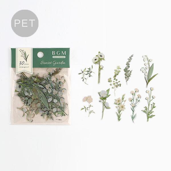 Make your day beautiful「平凡な日常にも、記憶にとどまるシーンは必ずある」をテーマに。手帳やギフトなど幅広く使えるおしゃれなフレークシールです。●素材：PET●10デザイン×3枚　合計30枚入り