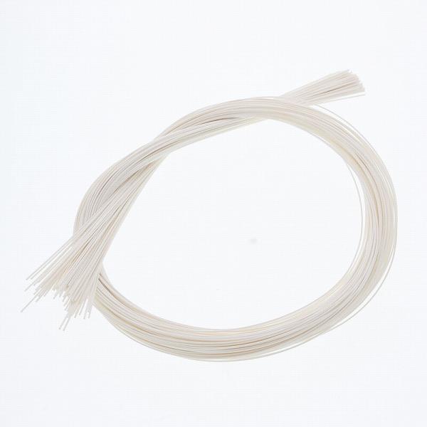 日本古来からの贈答のしきたりにおいて欠くことのできない存在の水引。伝統的な使い方はもちろん、水引で様々なものを形作る水引アートや、、洋風のラッピング、生け花やフラワーアレンジメントの資材としてもお使いいただけます。水引特有の硬さを生かし、き...