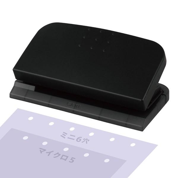 マイクロ5(M5)とミニ6穴(M6)のリフィルが簡単に作れるミニサイズ手帳用穴あけパンチです。多くのミニサイズ手帳に採用されている3.5mm径を穿孔できます。好きな用紙をリフィル化しシステム手帳にファイリングできます。ハンドルロック付で外出...