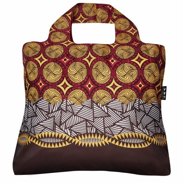 ファッションに合わせていろいろ使い分けしたくなるお洒落なデザインは海外セレブにも大人気☆大容量なのにコンパクトに畳めて持ち運びも便利！持ち手もしっかりしていて約20kgの荷物を入れても大丈夫です。●サイズ：約　幅50×高さ42×マチ7cm●...