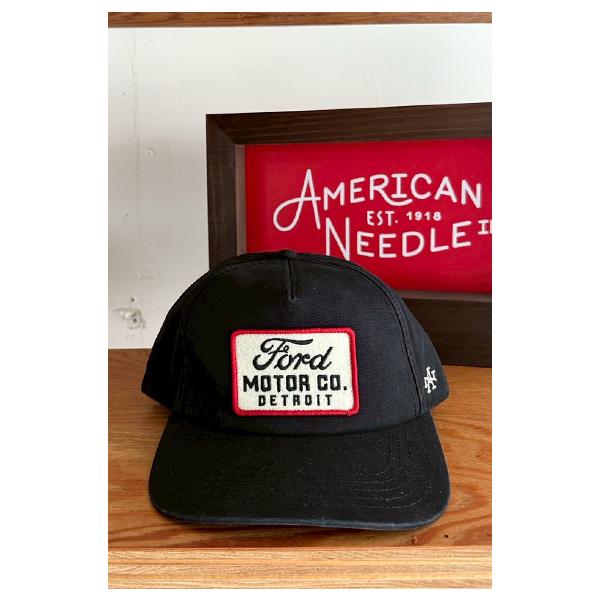 1918 年アメリカ・シカゴで創業したAMERICAN NEEDLE。創立当初から工場に最高の職人達を揃え、高品質な帽子を100年以上生産し続けている。スポーツグッズという概念が無かった1945年、世界で初めて地元のChicago Cubs...