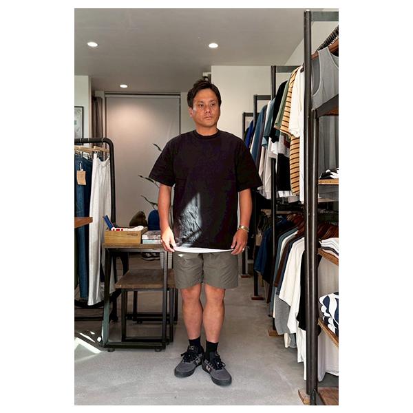 BIG MIKEからRipstop Easy Shortsが入荷しました。こちらのショーツはパラシュートやミリタリーウェアにも使われるリップストップ生地で仕立あげられた、タフで実用的なイージーショーツです。特徴的なフロントポケットの作り、前...