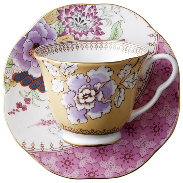 ウェッジウッド WEDGWOOD技術と芸術の融合を目指し、現在もなお英国窯業史上に残る数々の名作を作り出すウェッジウッドは、世界の王侯貴族から愛された逸品揃い。「バタフライ ブルーム」は、19世紀のパターンブックにあった図案をアレンジしてデ...