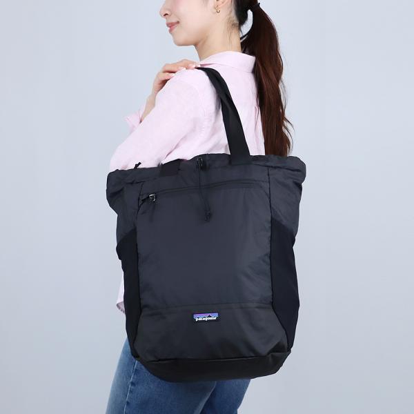 パタゴニア PATAGONIAトートバッグやリュックとしても使用できる優れもの。軽量で内側のポケットに丸めて収納OK。サブバッグとして持ち運びもカンタン↑【サイズ（約）】高さ/約39cm横幅/約33cm(底部)マチ/約19cm持ち手の長さ/...