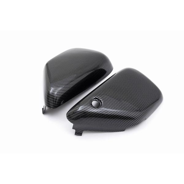 社外品 ホンダ CB400SS NC41サイドカバー 左右セットです。カーボン柄のサイドカバーに交換するだけで雰囲気がガラリと変わりますよ。カスタム・修理部品と様々な目的にご使用になれます。■参考適合車種ホンダCB400SS NC41 / ...