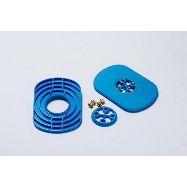 円リブ構造を採用し、縦・横方向への柔軟性がアップ!!角度調整も微調整まで可能になり、フリーライディングの広いニーズに対応高さ11mm のプレートをボードとの間にセットすることで、バインディング部分で発生するドラグをボードの性能を崩さずに緩和...