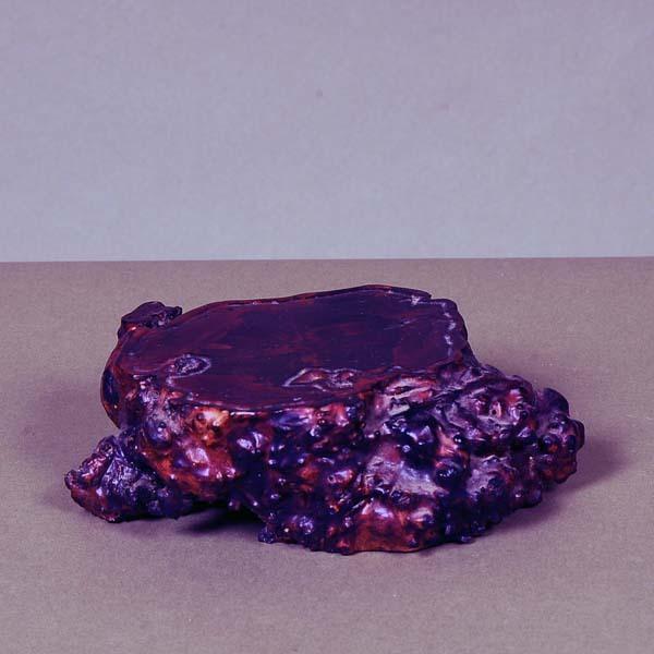 【商品説明】　根飾　17.0cm　　ミニ盆栽や山野草などに最適です。　　【サイズ】　　横幅：17.0cm　奥行：13.0cm　高さ：5.3cm　　　天盤：約11.1cm×11.5cm【納期】　配達ご希望日時のご指定ができます。　お急ぎの場合...