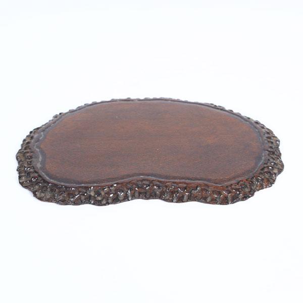 【商品説明】　地板　20.5cm　　ミニ盆栽や山野草などに最適です。　　【サイズ】　高さ：1cm　横幅：20.5cm　奥行：16cm【納期】　配達ご希望日時のご指定ができます。　お急ぎの場合は午前中までにご注文の場合、即日発送も可能です。【...