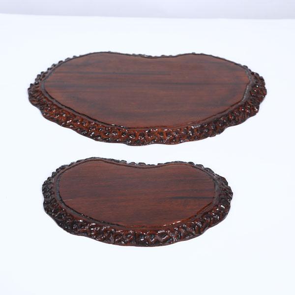 【商品説明】　根卓　大小セット　ミニ盆栽や山野草などに最適です。　　【サイズ】　　大：高さ：0.7cm　横幅：22.8cm　奥行：16.8cm　　小：高さ：0.7cm　横幅：14.7cm　奥行：11.0cm【納期】　配達ご希望日時のご指定が...