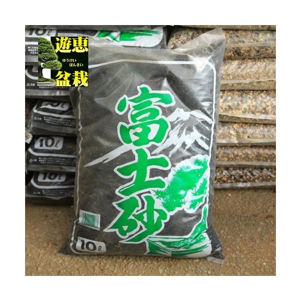 ［商品説明］富士砂　10Ｌ細目・・・0〜5ｍｍ粗目・・・0〜10ｍｍ内容量：　約10L※入荷時期により、商品写真とパッケージが異なる場合がございます。※湿気等により用土が濡れている場合がございますが　品質上の問題はございませんので予めご了承...