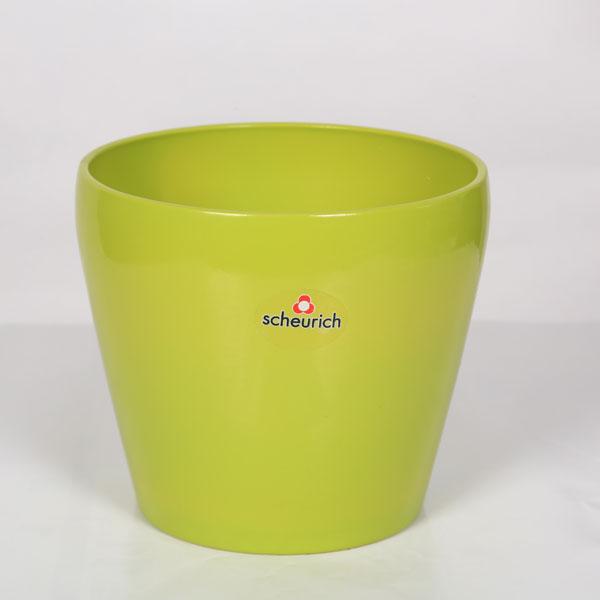 シューリッヒは90年の歴史を持つドイツの鉢カバーや花瓶のメーカーです。シューリッヒ製品は世界80か国以上で販売されており、ヨーロッパのプランター市場では屋内用・屋外用ともマーケットを牽引する存在です。原料の70%はリサイクル素材を使用してお...