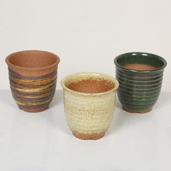 商品説明国産ケンガイ小鉢　3.5号　11.3ｃｍ　日本国産鉢色をお選び下さい。＊数量物の為、若干の色の違い(色むら)・絵の違いがあります。サイズ　鉢径：11.3cm　高さ：約11cm納期：配達ご希望日時のご指定ができます。お急ぎの場合は午前...