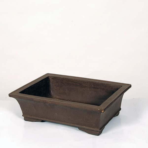 商品説明中国製土物長角反形下帯鉢　9号＊新品ですが、長年保管していた為多少汚れがついている場合がございます。＊数量物の為、多少大きさ・色味に違いがございます。　サイズ　鉢幅：約27.8cm　奥行：約19.8cm 　高さ：8.5cm納期：配達...