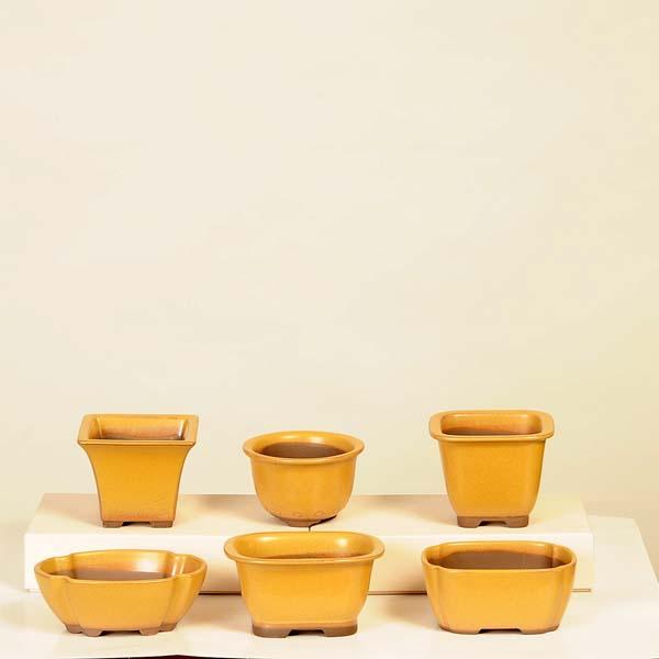 商品説明国産小鉢6点セット※こちらはセット商品です。※数量物の為、若干の色の違い(色むら)があります。※使用には差し支えのない程度のシャモットの飛び（気泡のような後）ピンホール、釉薬ハゲや釉薬ニュウのある場合がございます。ご了承下さい。※照...