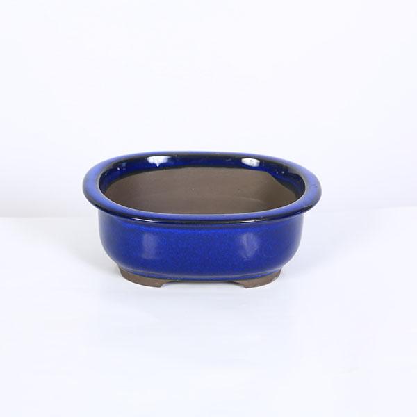 商品説明瀬戸焼鉢 ＊数量物の為、多少大きさ・色味に違いがございます。　サイズ　鉢径：約17.7cm　奥行：約14.7cm　高さ：約7.7cm納期：配達ご希望日時のご指定ができます。お急ぎの場合は午前中までにご注文の場合、即日発送も可能です。...