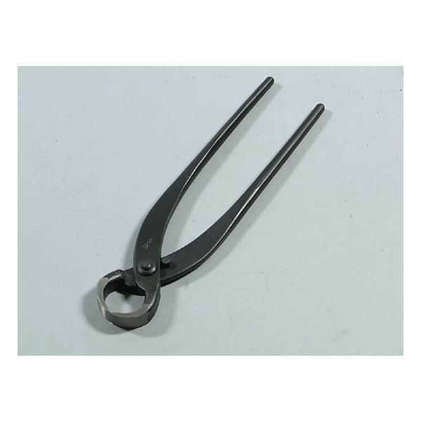 「盆栽用　根切り　小」 盆栽の根を切る鋏です。ミニ盆栽〜中品盆栽によく使用されます。素材　→　鋼全長　→　180mm刃渡り　→ 11mm　