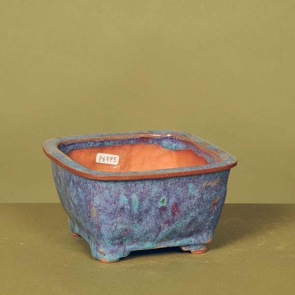 商品情報　浜重兵衛(じゅうべい)　正方鉢現代小鉢作家。大阪で作陶されています。元々、盆栽が好きな方ですので、成育に適したものを作陶されています。ぽってりと釉薬を使用され、重量感があります。　鉢幅：約13.3cm 　高さ：約7.4cm　奥行：...