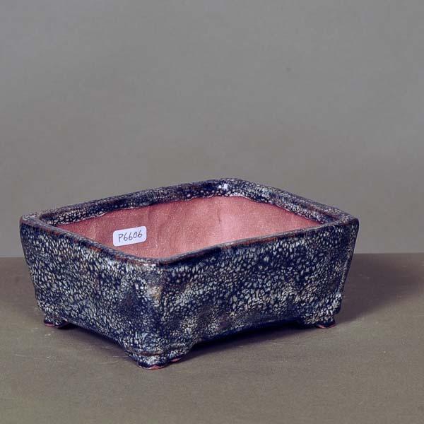 商品情報　浜重兵衛(じゅうべい)　長方鉢現代小鉢作家。大阪で作陶されています。元々、盆栽が好きな方ですので、成育に適したものを作陶されています。ぽってりと釉薬を使用され、重量感があります。　鉢幅：約14.0cm 　高さ：約5.5cm　奥行：...