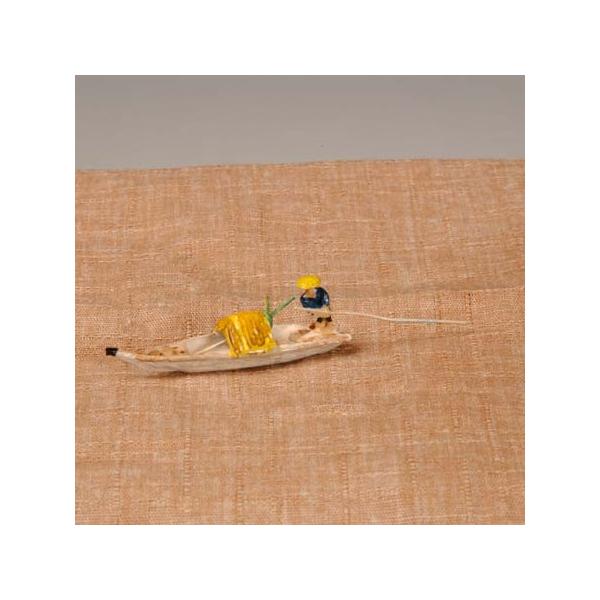 材質：すず合金高さ：1.8cm　　幅　：5.5cm〜6.8cm　　奥行：1.5cm