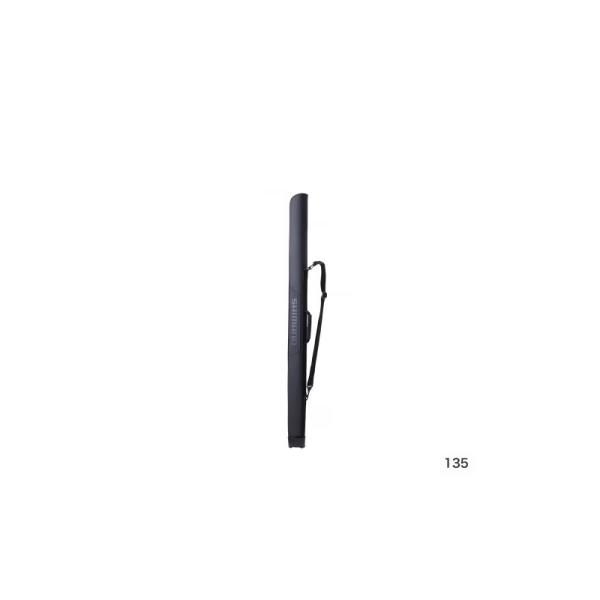 ●ロッドを衝撃から守るハードボードをボディに内蔵。●つぶれにくいよう、ハードボードをサイド面まで内蔵●135、165、165Wサイズは、運送しやすいサイズ設計（3辺200cm以内）●金属調シマノロゴシマノ製品名：BR-035U ロッドケース...