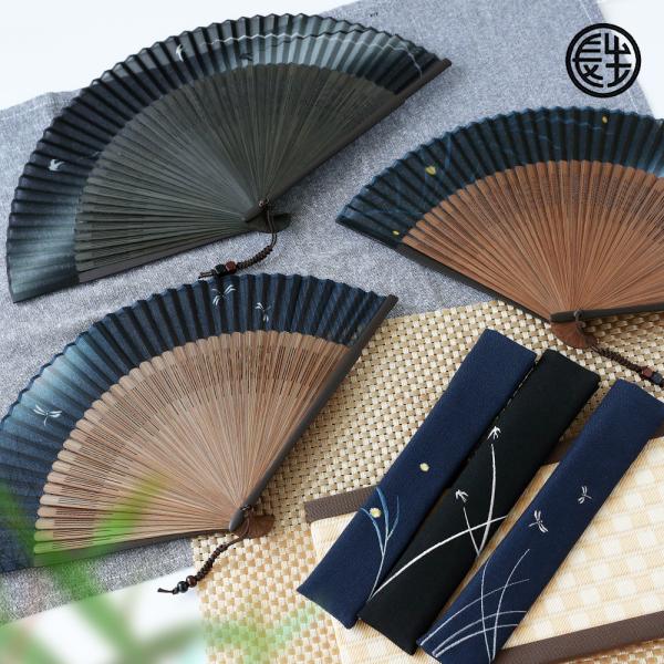 カラー：蛍・燕・とんぼ扇面：シルク100％扇骨：竹扇子袋：ポリエステル100％扇子を広げた時の大きさ（縦×横）：約22×40cm箱（縦×横×高さ）：桐箱　約10.5×25.5×2.5ｃｍ袋の長さ：約24cm男性 父の日 ギフトランキング 父...
