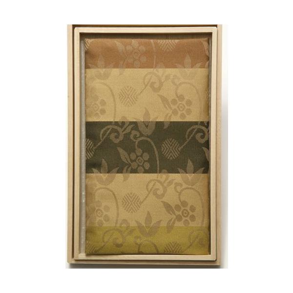 品質:絹100％大きさ　縦×横:約20×12ｃｍ用途別:慶事用生産国:日本製箱（種類）　縦×横×高さ:桐箱　約24×15×2ｃｍご注意：メール便は厚さの規制があるため1個だけの配送となります。メール便での配送についてはページ上部にある「お支...