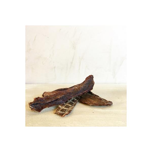 ■お礼品詳細　・内容量：成犬用：30ｇ×6パック ※少量ずつ与えながら量を調整してください。※画像はイメージです。　・原材料：鹿肉【高知県土佐清水市産】※稀に毛や軟骨が混入することがありますが、品質に問題はありません。　・賞費期限：製造日か...