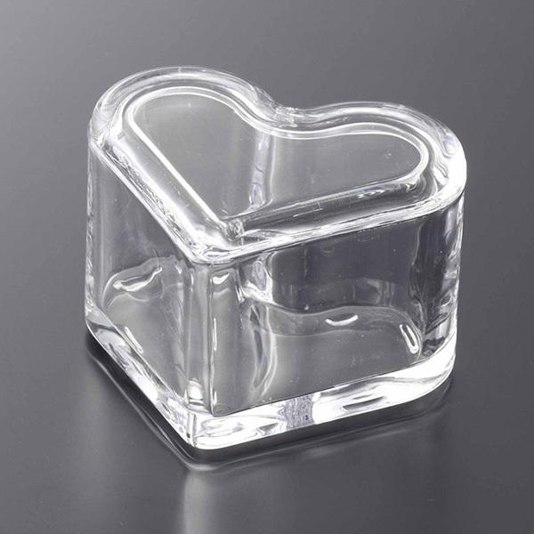 【商品説明(素材)】最大幅9cm最大奥行7.5cm高さ5.5cm素材:ガラス※(本体+フタ)セット※ティーライトキャンドルに対応※ガラス製品には多少の気泡・巻き線が入る場合があります。(本体+フタ)セット並べて、重ねて、ずらして、シンプルだ...