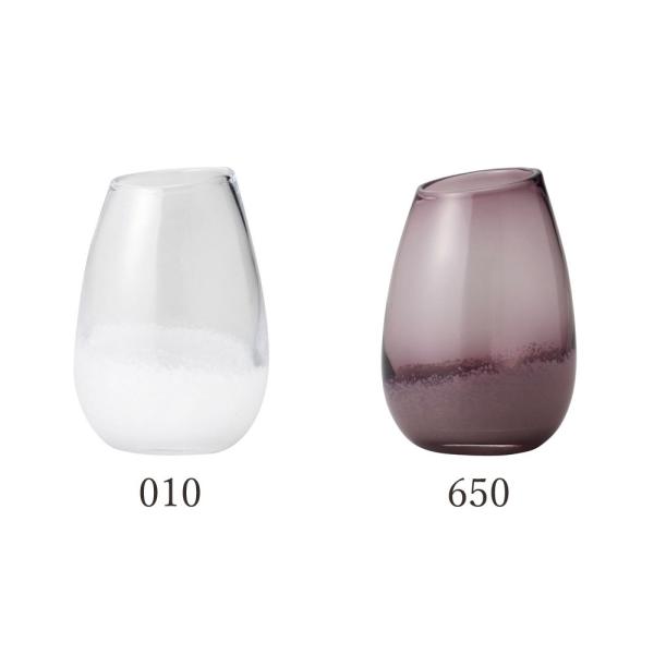 【商品仕様】径14×高さ20cm(口径:径8.5cm)素材:ガラス【お伝えしたいこと】※製法上、模様の出方・ラインの位置に個体差があります。※ガラス製品には多少の気泡・巻き線が入る場合があります。( clrglss ) 白、ホワイト、クリア...