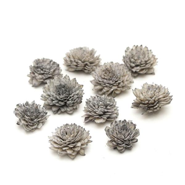 【商品仕様】約4cm/個10輪【お伝えしたいこと】こちらの商品はタイなどの水田で育てられている植物を原料としているため一部に素材のままの茶色い部分が残っている場合があります。※すべて手作業で製造しているため、表記のサイズよりも小さいものが混...