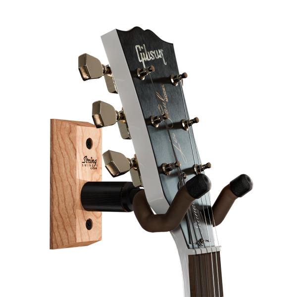 【商品名】　String Swing - CC01K - アコースティックギター＆エレキギター用壁掛けギターハンガー＆取付用ブラケットホルダーチェリ 【商品説明】　・ギターはただの楽器以上の価値があります - ピック、ストラップ、ストリング...