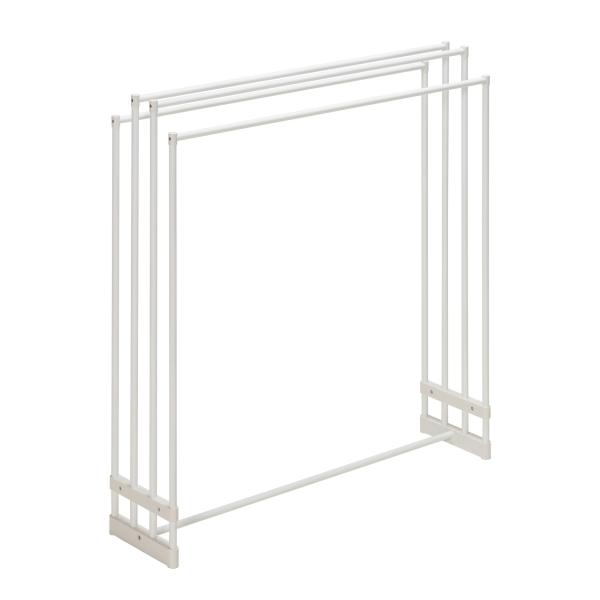 【商品名】　積水樹脂 バスタオルスタンドSTIK-B4 【商品説明】　・パッケージ重量: 1.76 kg・本体サイズ（約）：幅79×奥20×高85cm、パッケージサイズ（約）：幅20.5×奥4×高89.5cm・耐荷重（約）：4ｋｇ・重量（約...