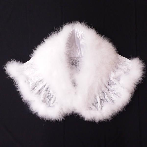 ■素材羽毛：フェザー100％レース：ポリエステル90％、ポリノジック10％中国製■サイズ幅：一番太い部分約42ｃｍ（羽毛含む）長さ：約114ｃｍ湾曲した形状と羽毛のため、床置きでざっくりと測ったサイズです。測る位置によって値が変わる事もあり...