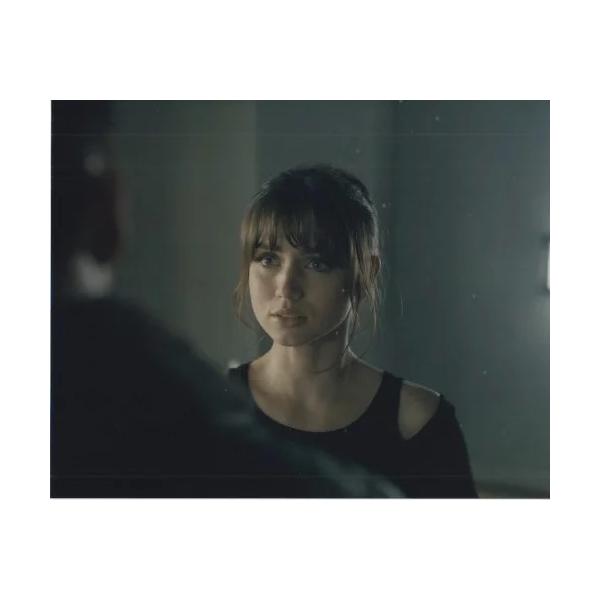 約20.3x25.4cmのサイズの写真です。直輸入品です。プリント紙はコダック、もしくはフジカラーです。