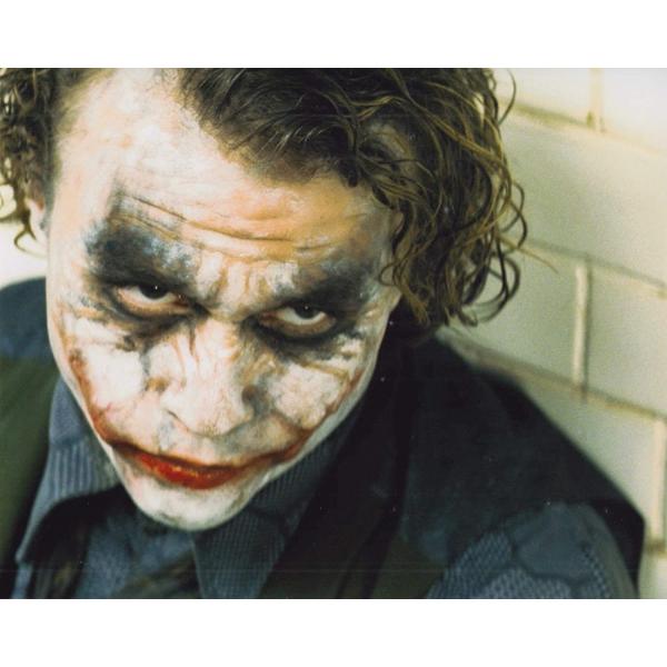 約20.3x25.4cmのサイズの写真です。直輸入品です。プリント紙はコダック、もしくはフジカラーです。