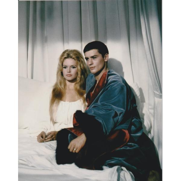 約20.3x25.4cmのサイズの写真です。直輸入品です。プリント紙はコダック、もしくはフジカラーです。