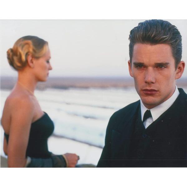 約20.3x25.4cmのサイズの写真です。直輸入品です。プリント紙はコダック、もしくはフジカラーです。