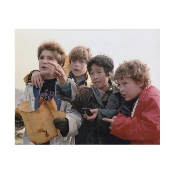 約20.3x25.4cmのサイズの写真です。直輸入品です。プリント紙はコダック、もしくはフジカラーです。