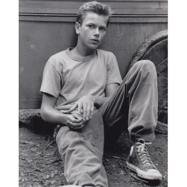 この商品は、8x10インチ（約20.3x25.4cm）の輸入写真です。フジカラー製の写真プリント紙を使用しています。コレクションやインテリアとしても最適です。発送時には防水対策の上、発送時には定形外封筒にダンボール板を写真に重ねて入れていま...