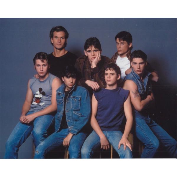 約20.3x25.4cmのサイズの写真です。直輸入品です。プリント紙はコダック、もしくはフジカラーです。