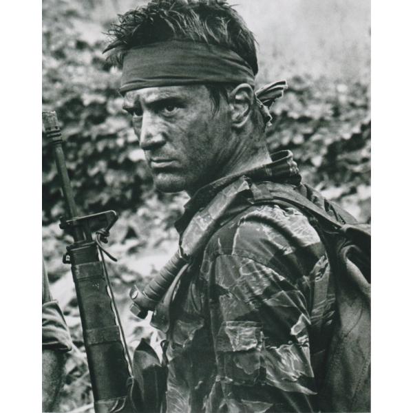 画質は粗い感じです。約20.3x25.4cmのサイズの写真です。直輸入品です。プリント紙はコダック、もしくはフジカラーです。