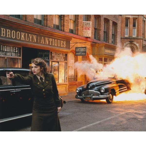 約20.3x25.4cmのサイズの写真です。直輸入品です。プリント紙はコダック、もしくはフジカラーです。