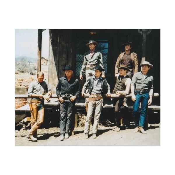 この商品は、8x10インチ（約20.3x25.4cm）の輸入写真です。フジカラー製の高品質な写真用紙を使用しています。コレクションやインテリアとしても最適です。発送時には防水対策の上、発送時には定形外封筒にダンボール板を写真に重ねて入れてい...