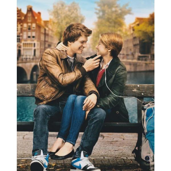 約20.3x25.4cmのサイズの写真です。直輸入品です。プリント紙はコダック、もしくはフジカラーです。