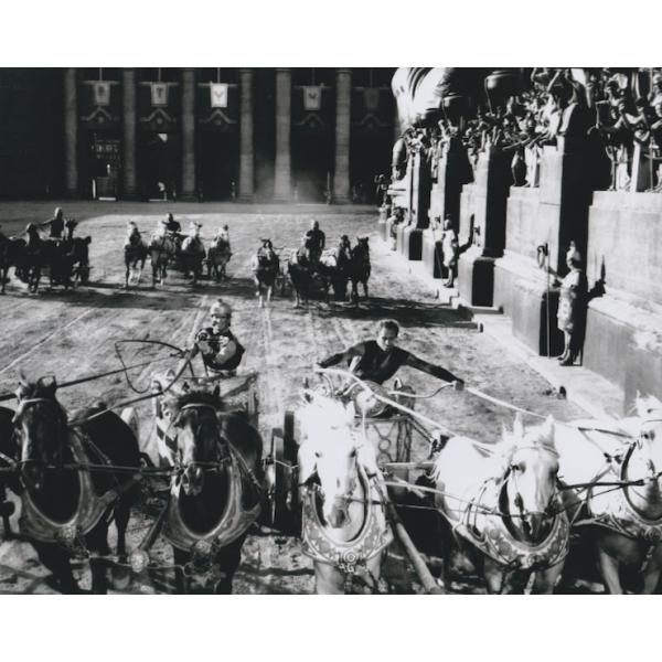 約20.3x25.4cmのサイズの写真です。直輸入品です。プリント紙はコダック、もしくはフジカラーです。