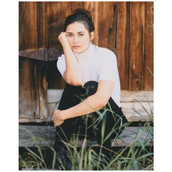 約20.3x25.4cmのサイズの写真です。直輸入品です。プリント紙はコダック、もしくはフジカラーです。