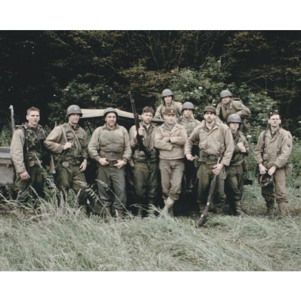 約20.3x25.4cmのサイズの写真です。直輸入品です。プリント紙はコダック、もしくはフジカラーです。