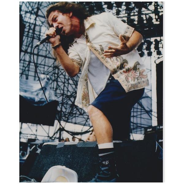 約20.3x25.4cmのサイズの写真です。直輸入品です。プリント紙はコダック、もしくはフジカラーです。